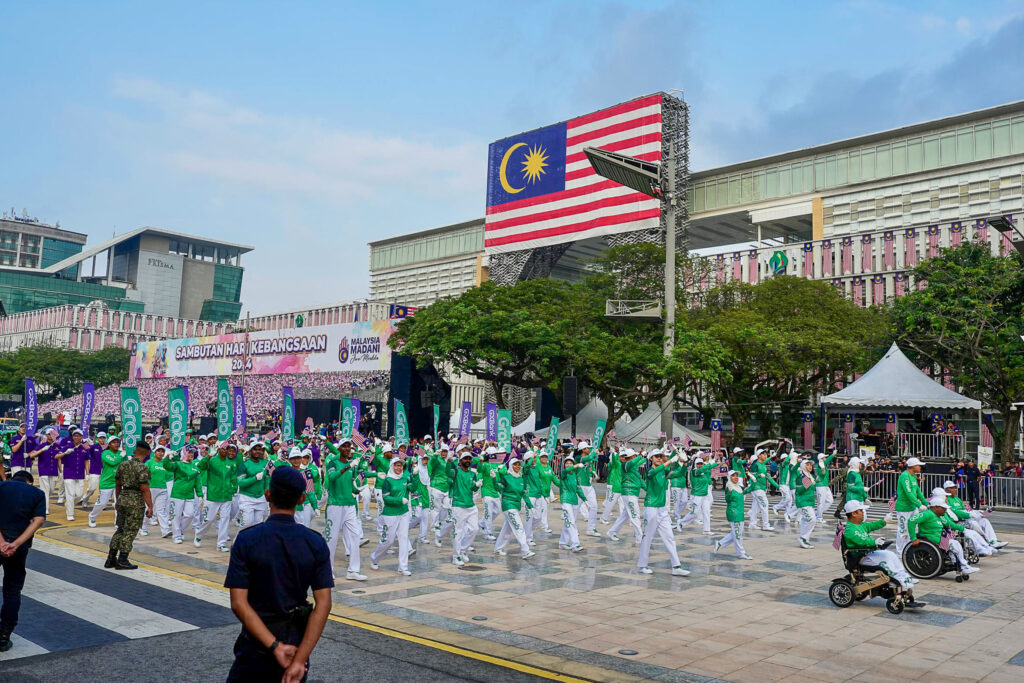 Dream come true: Grab drivers, delivery partners thrilled to join 2024 ...