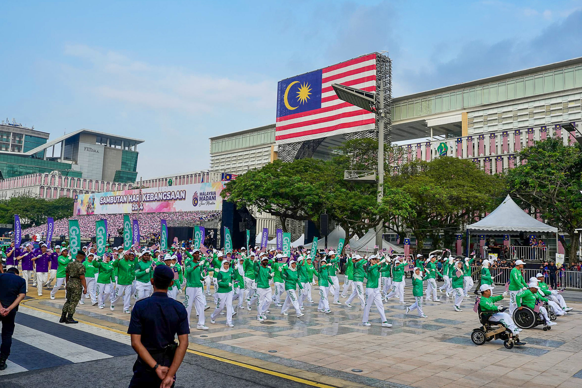 Dream come true: Grab drivers, delivery partners thrilled to join 2024 ...