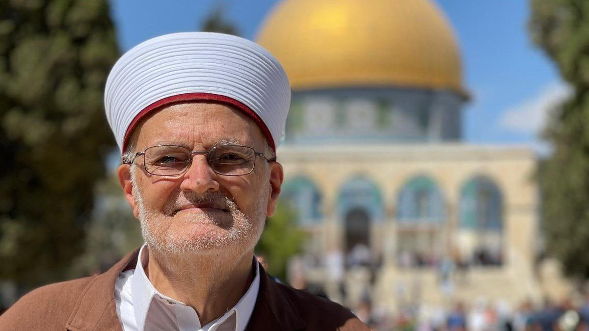 Doakan jenazah Ismail Haniyeh, Imam Masjid Al-Aqsa ditahan polis Israel ...