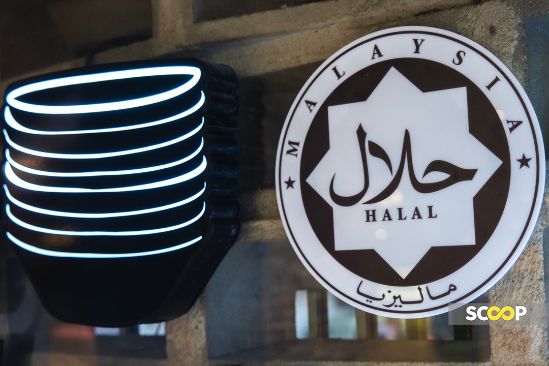 Jakim just suggesting non-Muslim eateries without halal cert shouldn't ...