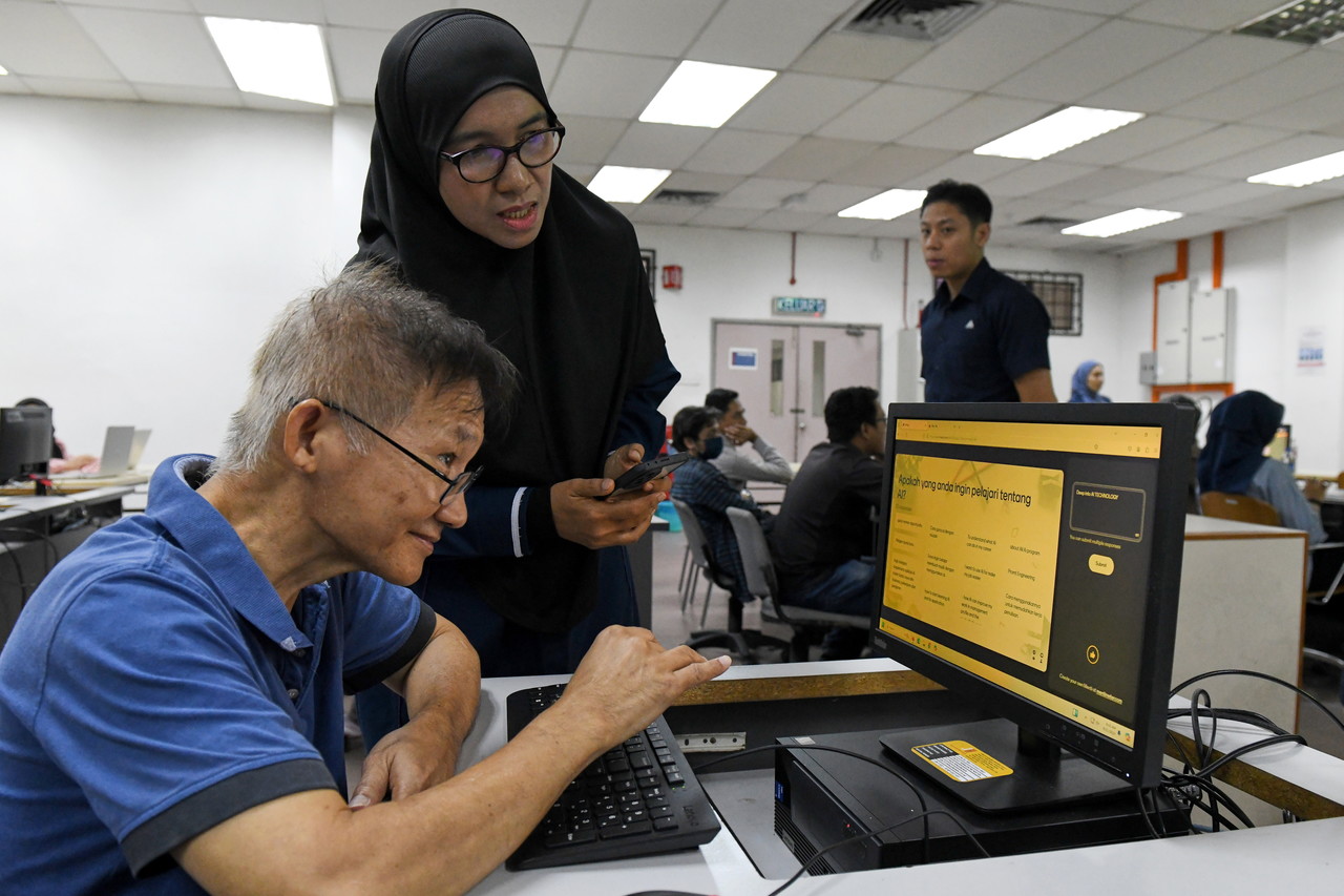 MCMC Microsoft AI teach programme makes its mark in Penang | Scoop
