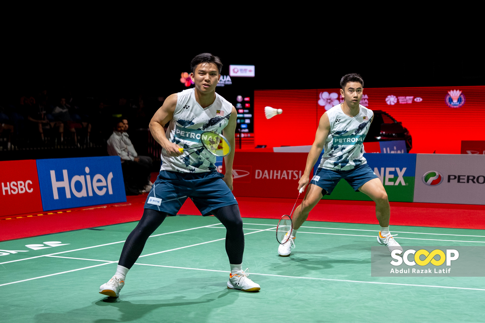 Sze Fei-Izzuddin collect all the badminton bling! | Scoop