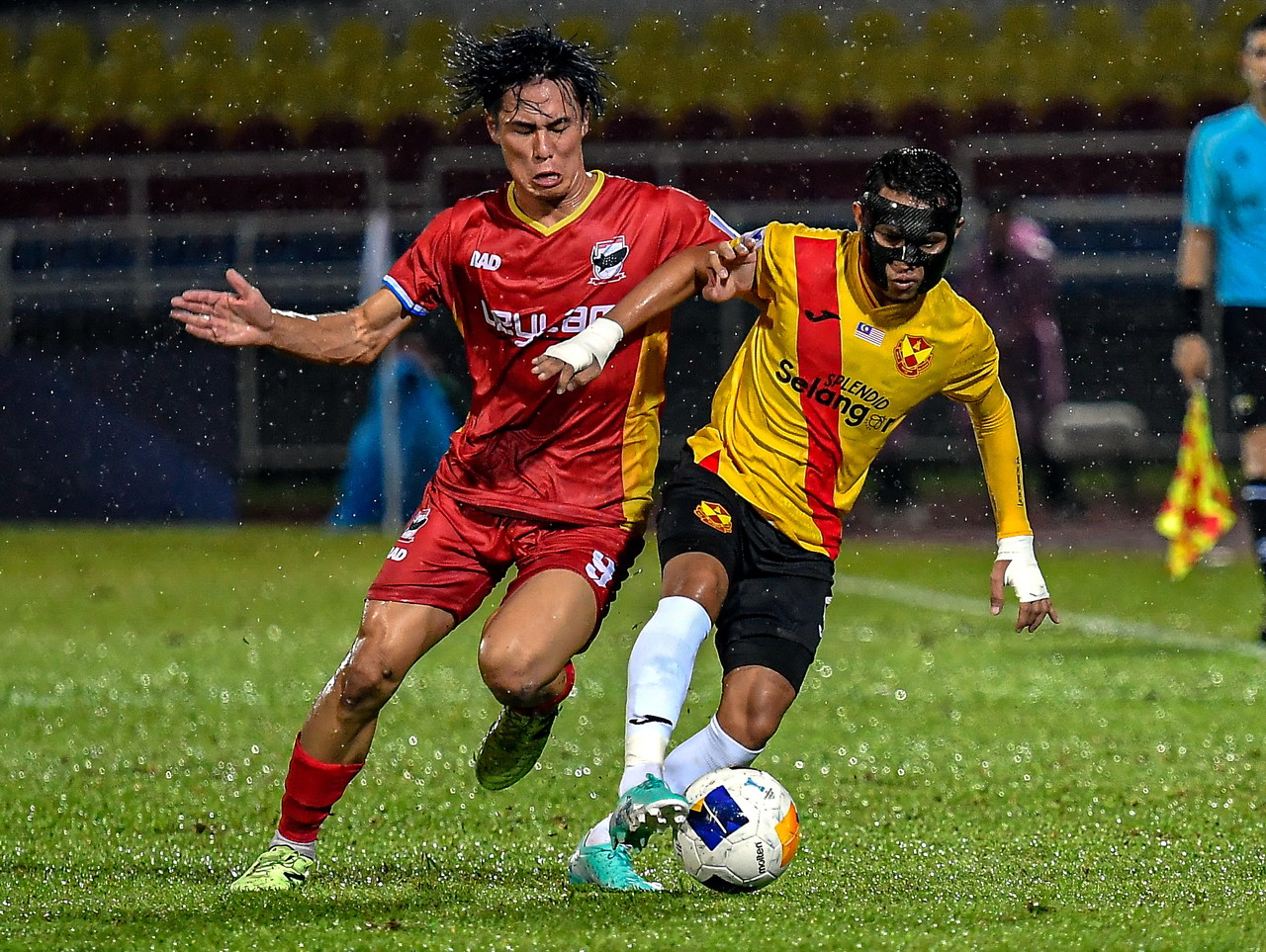 Acid attack survivor Mickey makes stunning comeback at ACL2 | Scoop