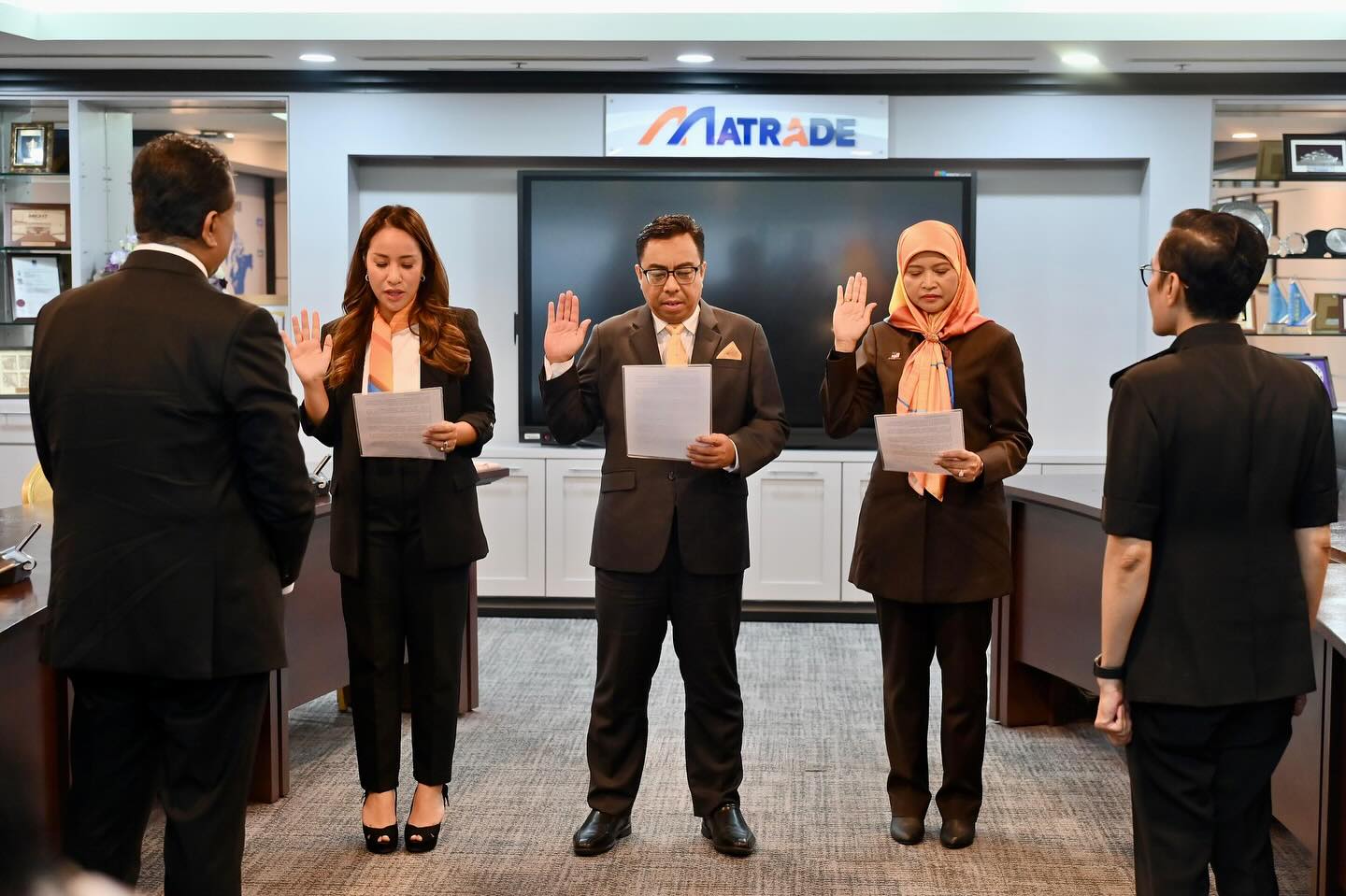 Najib’s daughter Nooryana now Matrade director | Scoop