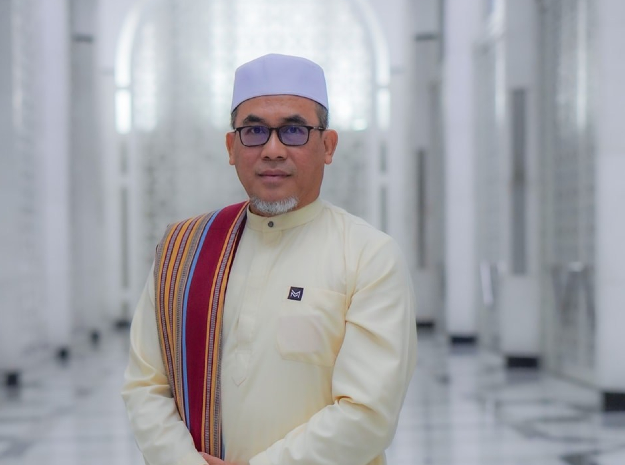 Ustaz Engku Fadzil mohon sumbangan RM60,000 selepas kalah kes saman ...