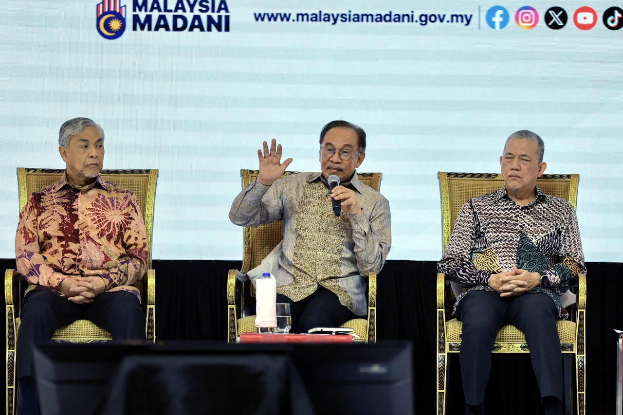 This is an era of madness, partial insanity: PM hits back at criticism ...