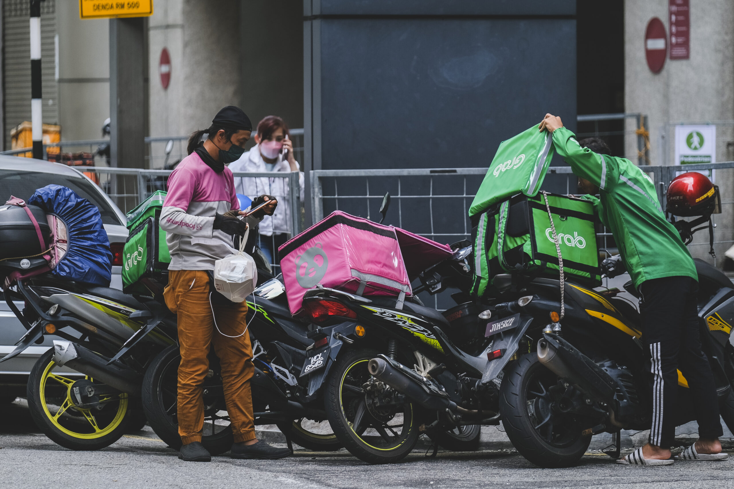 P-hailing riders urge full disclosure of Gig Workers Bill before ...