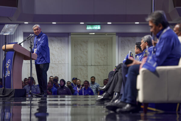 Cadangan kembalikan nama SJKC Tun Omar Ong Yoke Lin dibawa ke Kabinet ...