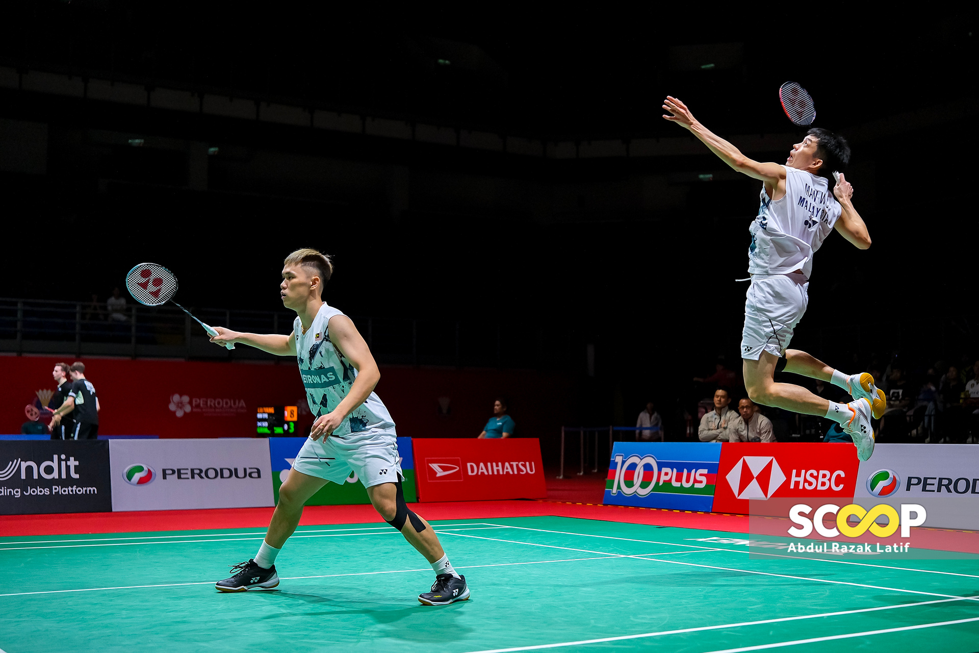 History beckons as Wei Chong-Kai Wun stun seniors Aaron-Wooi Yik to reach Indonesia Masters ...