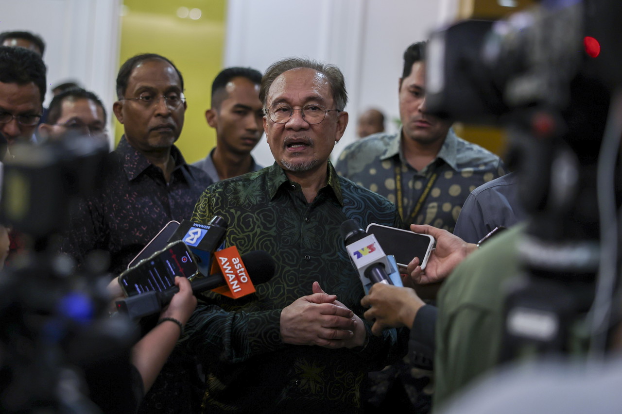 Feel free to gather but don’t disrupt Prabowo’s visit: PM on farmers ...