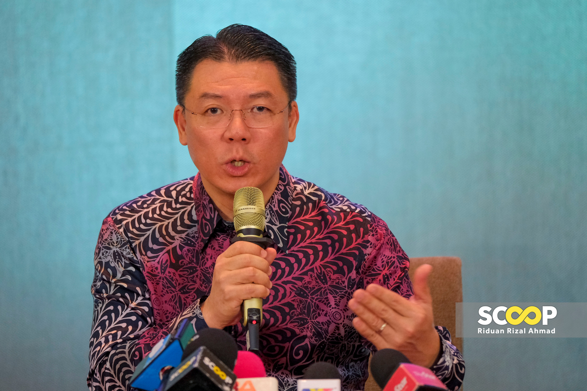 ‘See for yourself’: Nga to take MPs on tour of failed housing projects ...