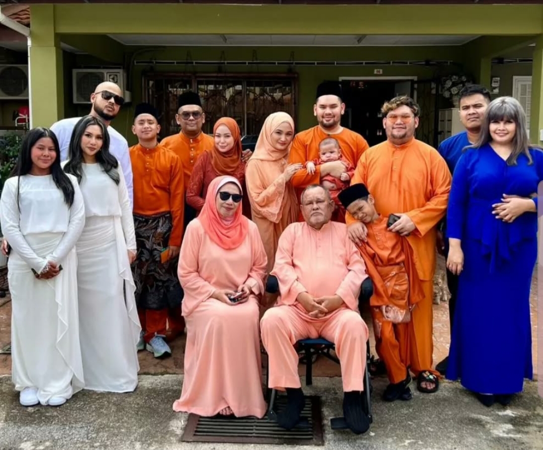 Rafiq Ismail grateful to celebrate Hari Raya with ailing father | Scoop