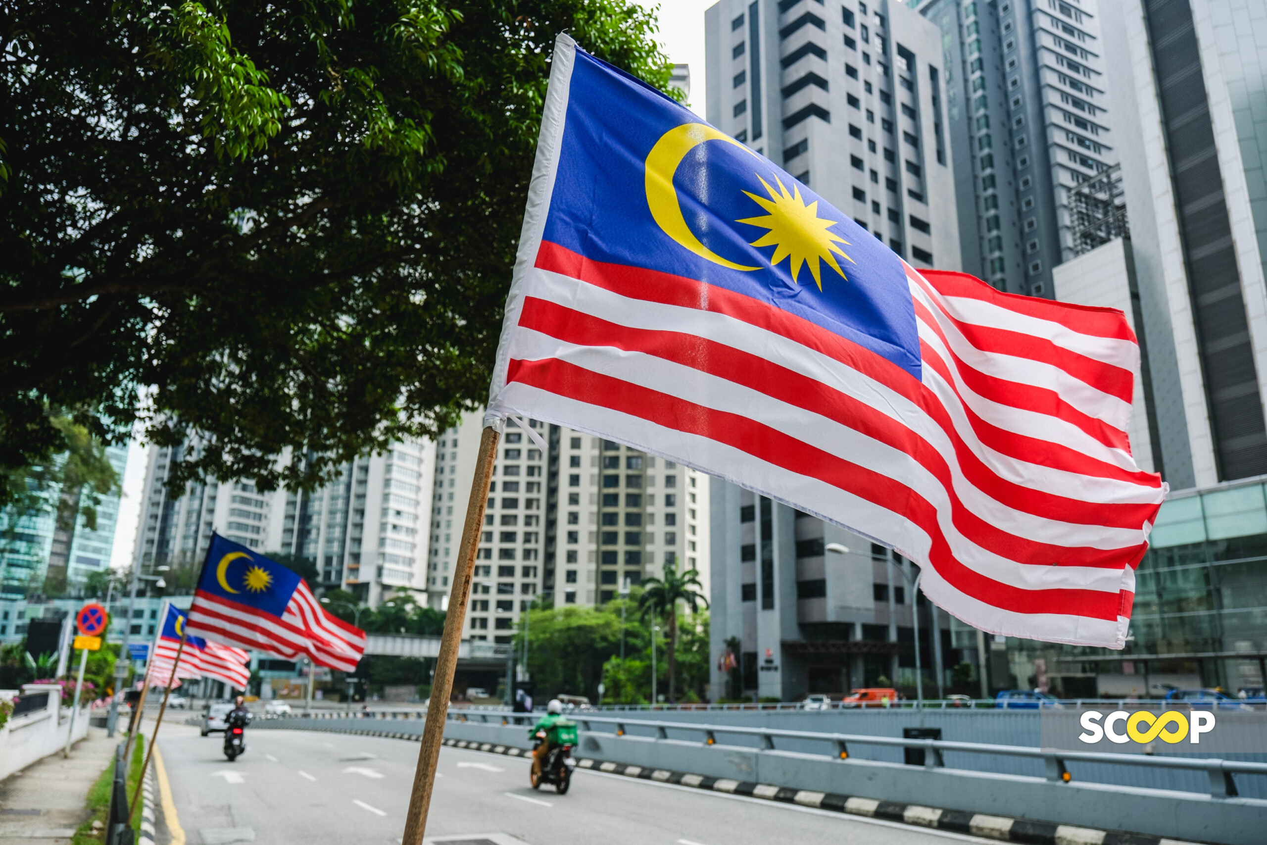 Tunjukkan semangat patriotikmu, wahai mereka yang menghukum Sin Chew ...