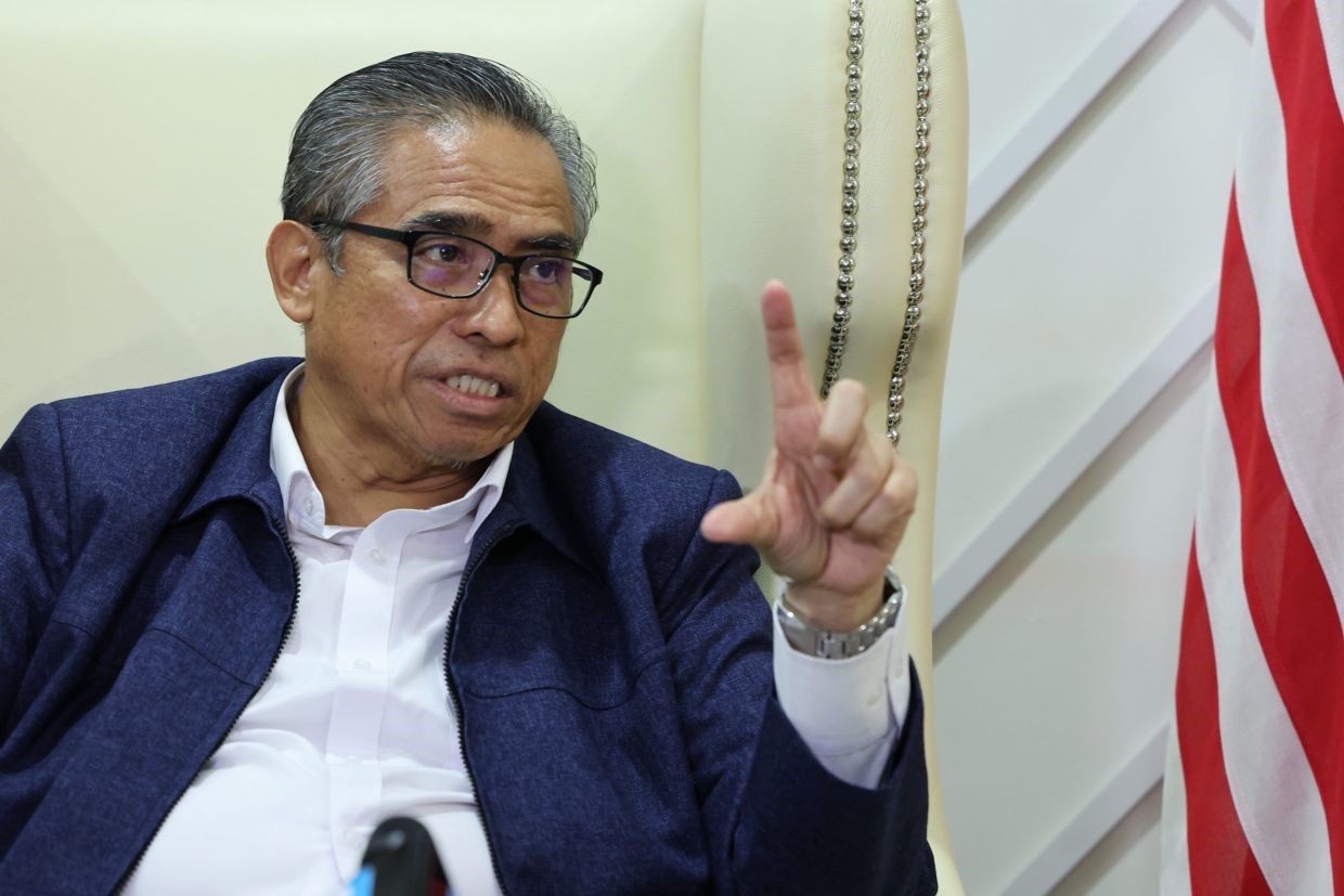 Kesilapan Jalur Gemilang: pegawai sudah dikenalpasti, kata KSN | Scoop