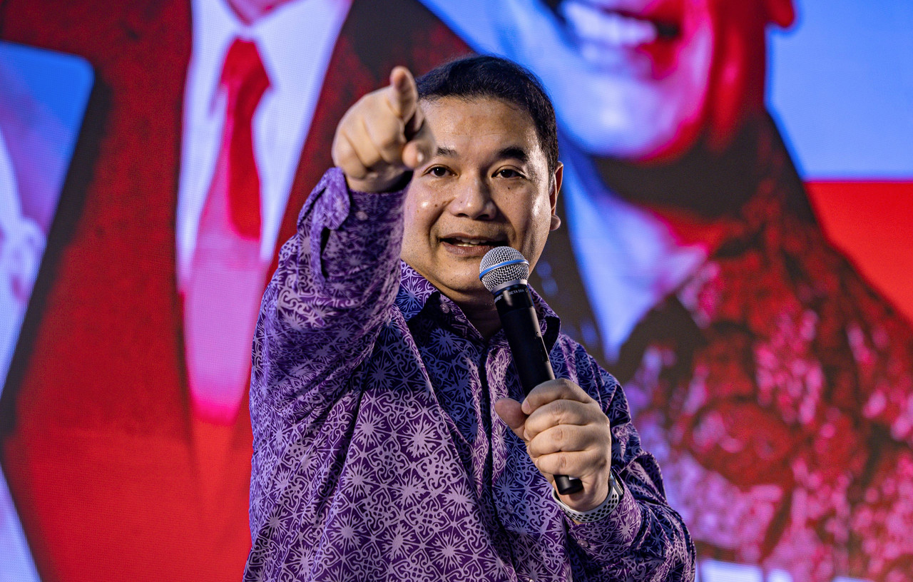 No resignation, just on leave: Rafizi rebuts Nurul Izzah’s ‘vacant ...