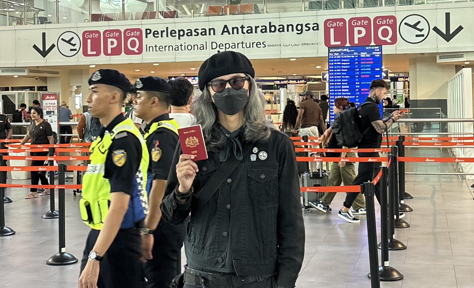 Fahmi Reza to sue govt over flight ban fiasco: ‘See you in court’ | Scoop