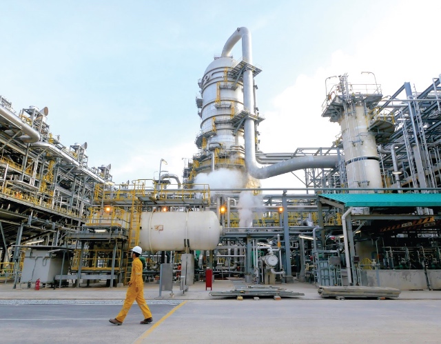 Petronas will reduce workforce by 10 per cent | Scoop