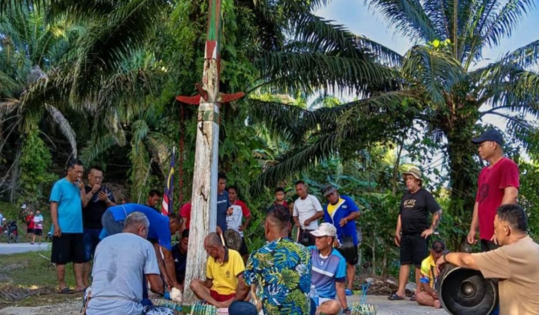 Spirit, sacrifice, story: Saratok longhouse keeps Gawai ritual alive 60 ...