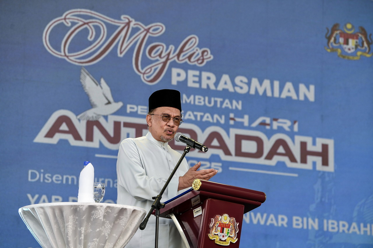 ‘Ceasefire reached’, Anwar says Thailand and Cambodia to pull back ...