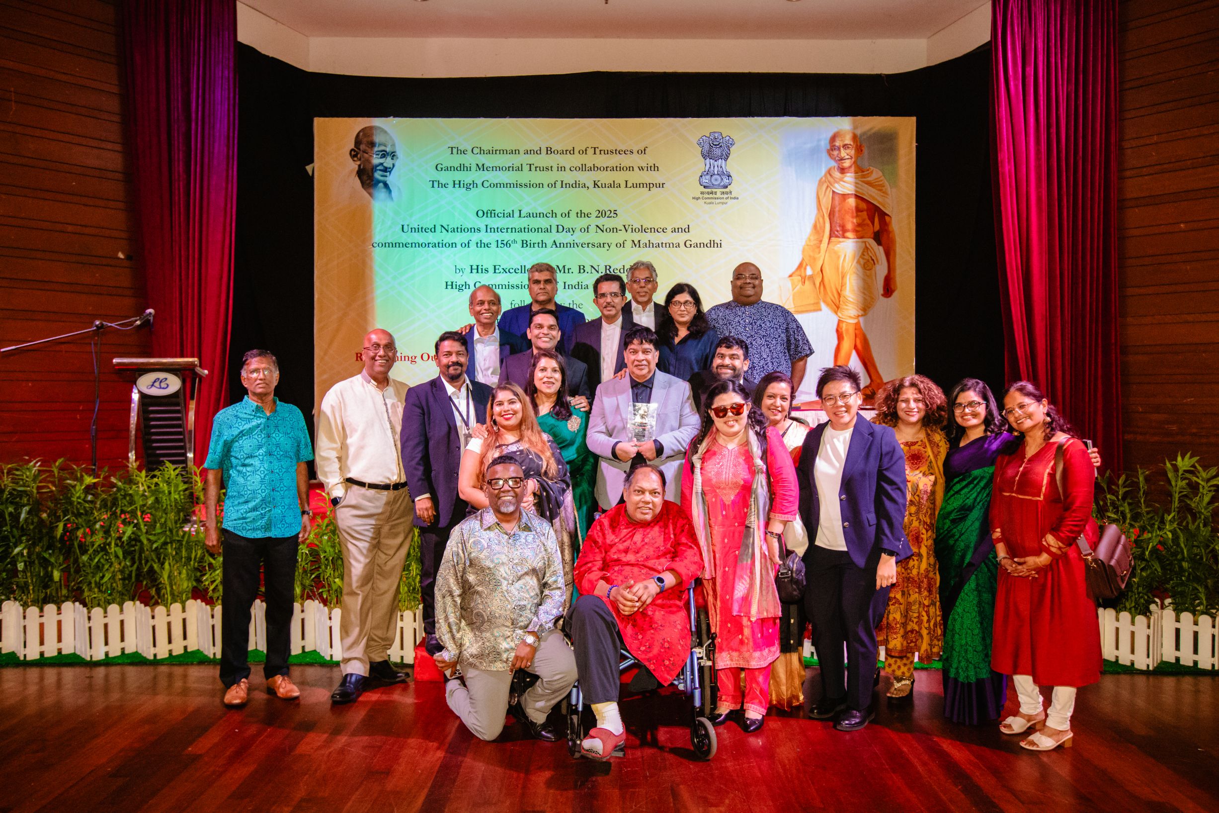 Raja Singham receives Gandhi Memorial Trust Award for decades of ...