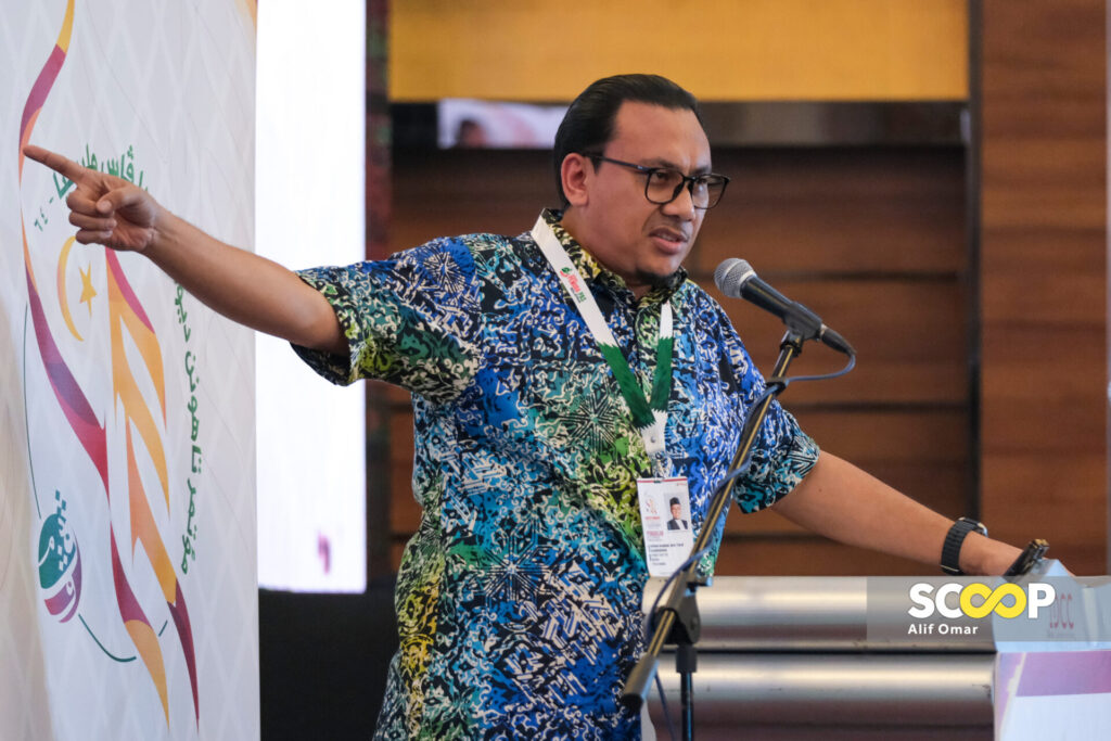 “Brother, kalau nak minta kawan beri hormat, kenalah hormat juga kawan ...