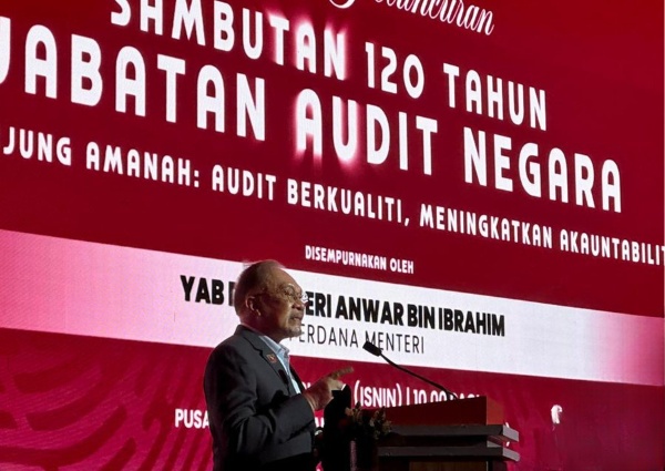 Anwar’s 'Alhamdulillah' as ringgit hits 7-year high | Scoop