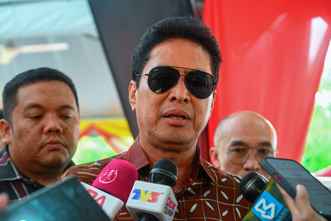 Azam Baki gives statement to Bukit Aman over businessman’s threat ...