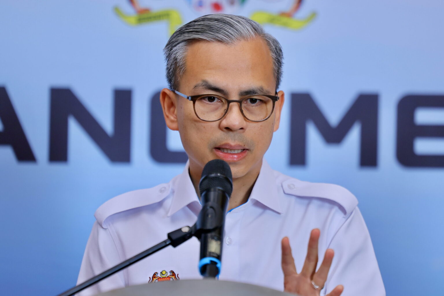 Comms ministry targets one prompt engineer per NADI centre | Scoop